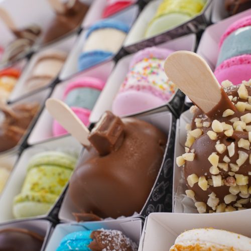 “Build your own” Mini Cake Bar – Shazmins Petite Patisserie